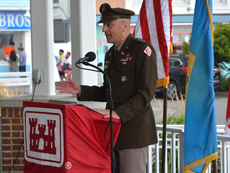 Sen. Carper awarded Army Corps’ Gold de Fleury Medal | Cape Gazette